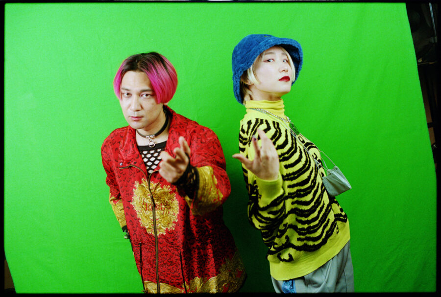 DEATHROがニュー・シングル『恋愛EVOLUTION』をリリース 田島ハルコ監督のMVも公開 | AVE | CORNER PRINTING