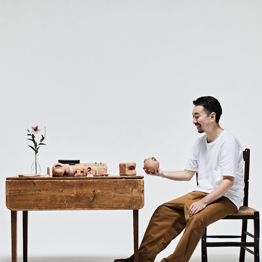 dooooが『COLORFUL』収録曲に対応した11種のアートワークを公開 | AVE | CORNER PRINTING