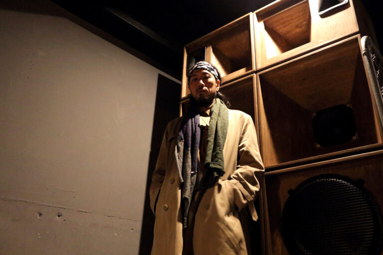Interview | J.A.K.A.M. | 破壊のほうが楽じゃない？創造は難しい | AVE | CORNER PRINTING