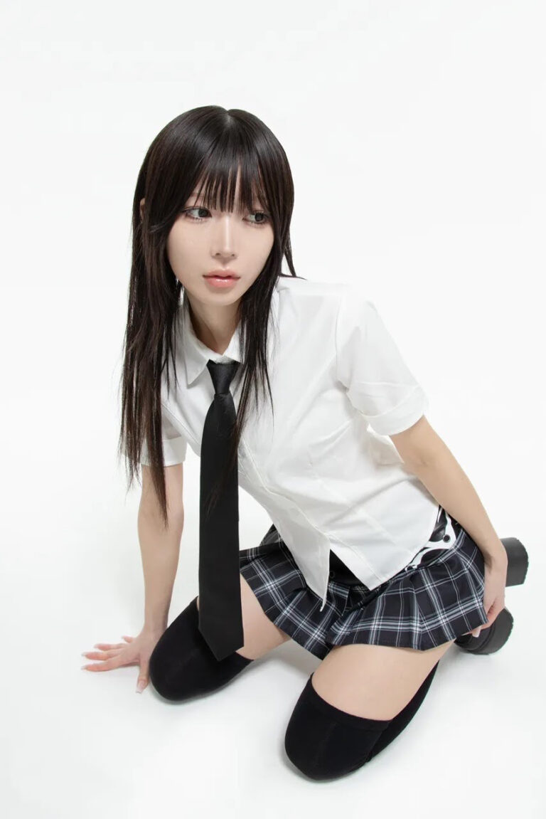 cyber milkちゃんがフル・アルバム『flesh』をリリース JACKSON kaki制作のヴィジュアライザーも公開 | AVE | CORNER PRINTING